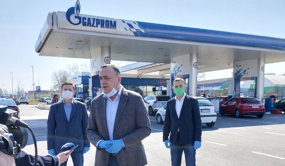 Ministar Antić U Poseti Benzinskoj Stanici NIS-a
